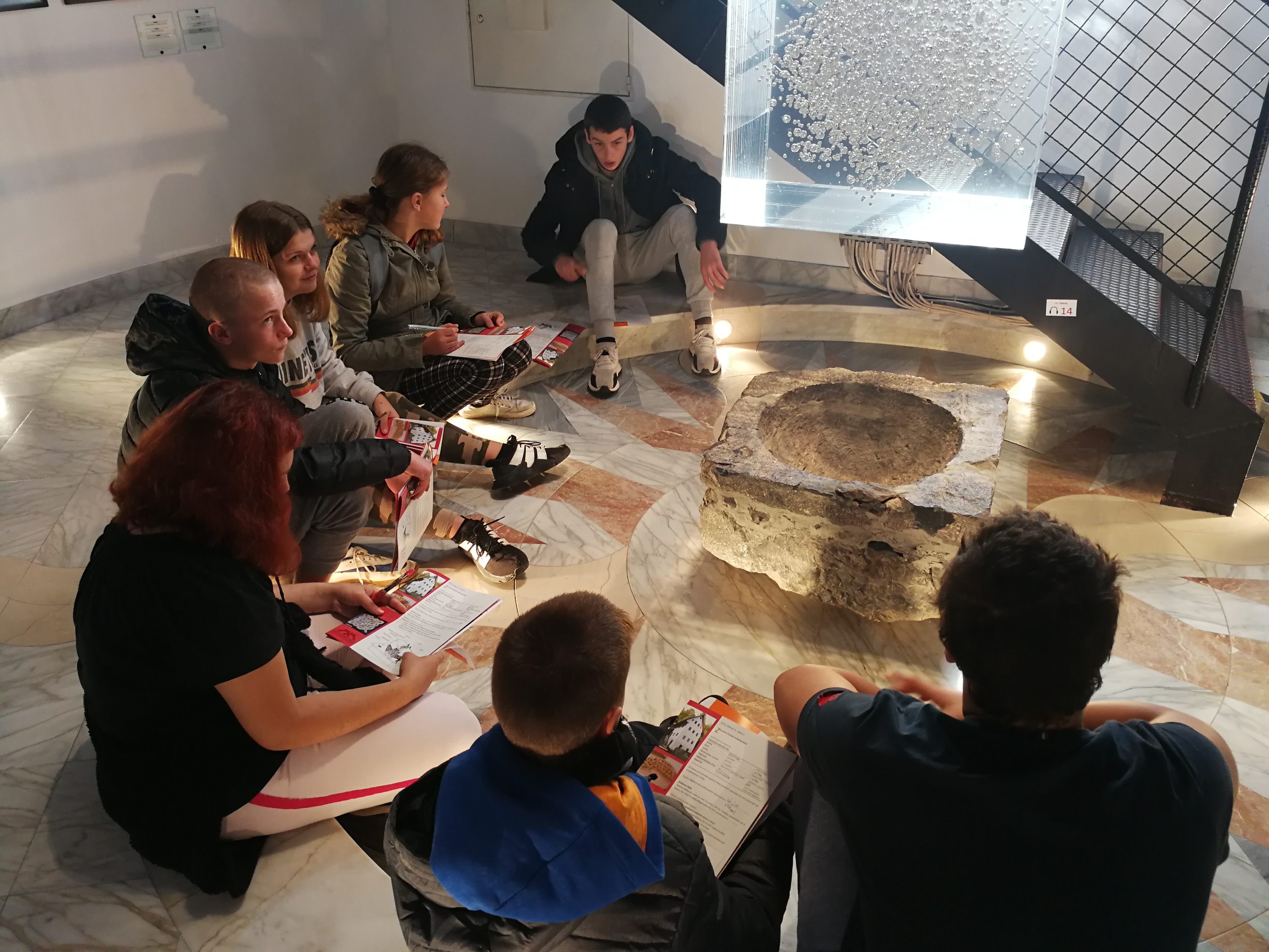 TEHNIŠKI DAN ZA 6. in 7. RAZRED – IDRIJSKI MUZEJ - SC Frana Milčinskega ...